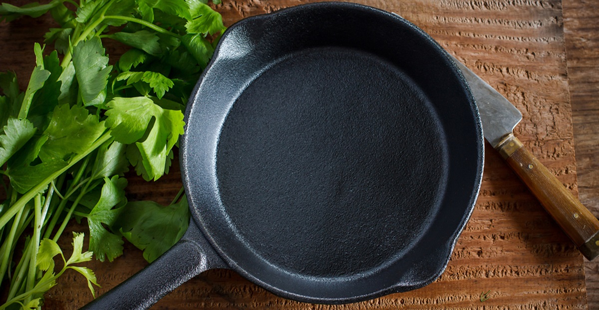 How To Choose a Cast Iron Skillet